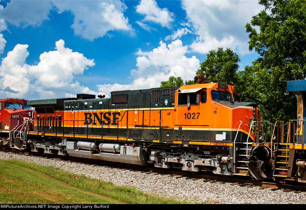 BNSF 1027